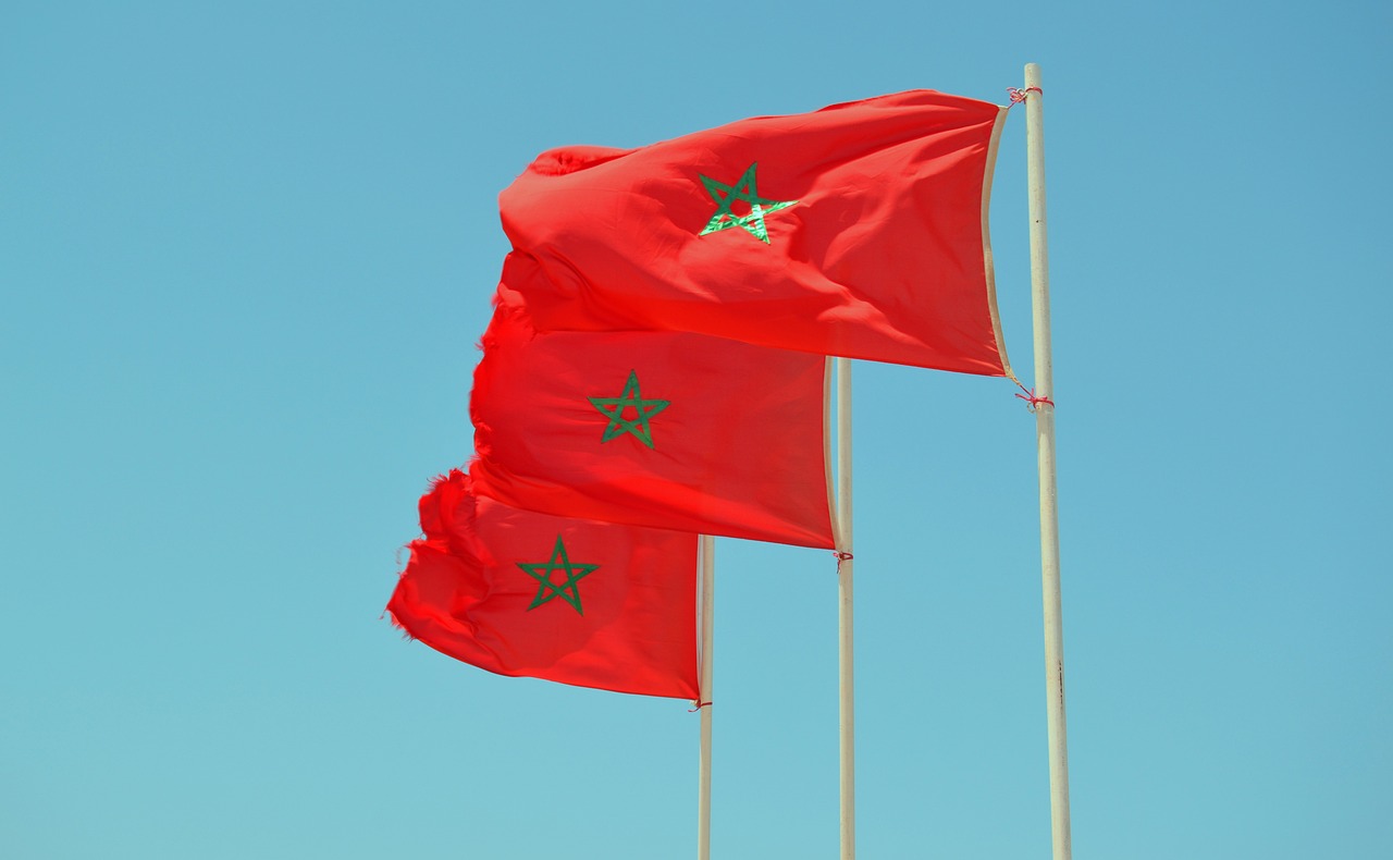 Drapeau du Maroc : Drapeau rouge avec étoile verte - Histoire et ...